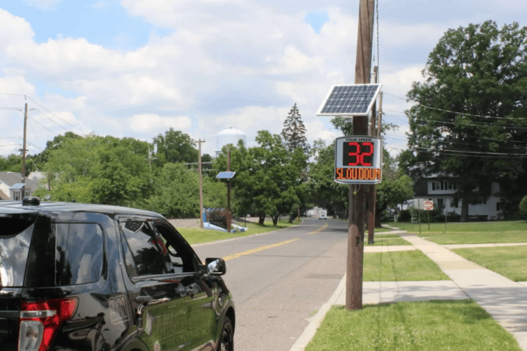 Radar Speed Signs – For Improved Road Safety